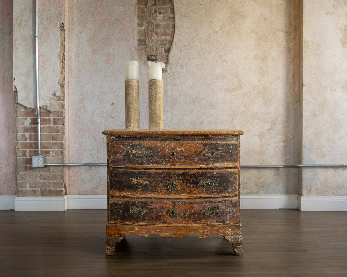 Case Goods – M.Naeve